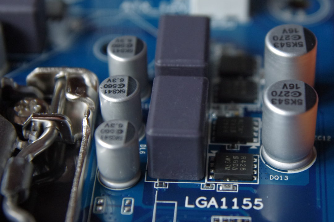 composants informatiques - IA Web Solutions